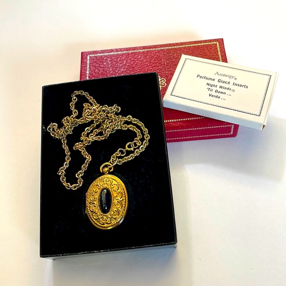 Amway | Jewelry | Vintage Amway Gold Tone Chain Hematite Perfume Holder ...